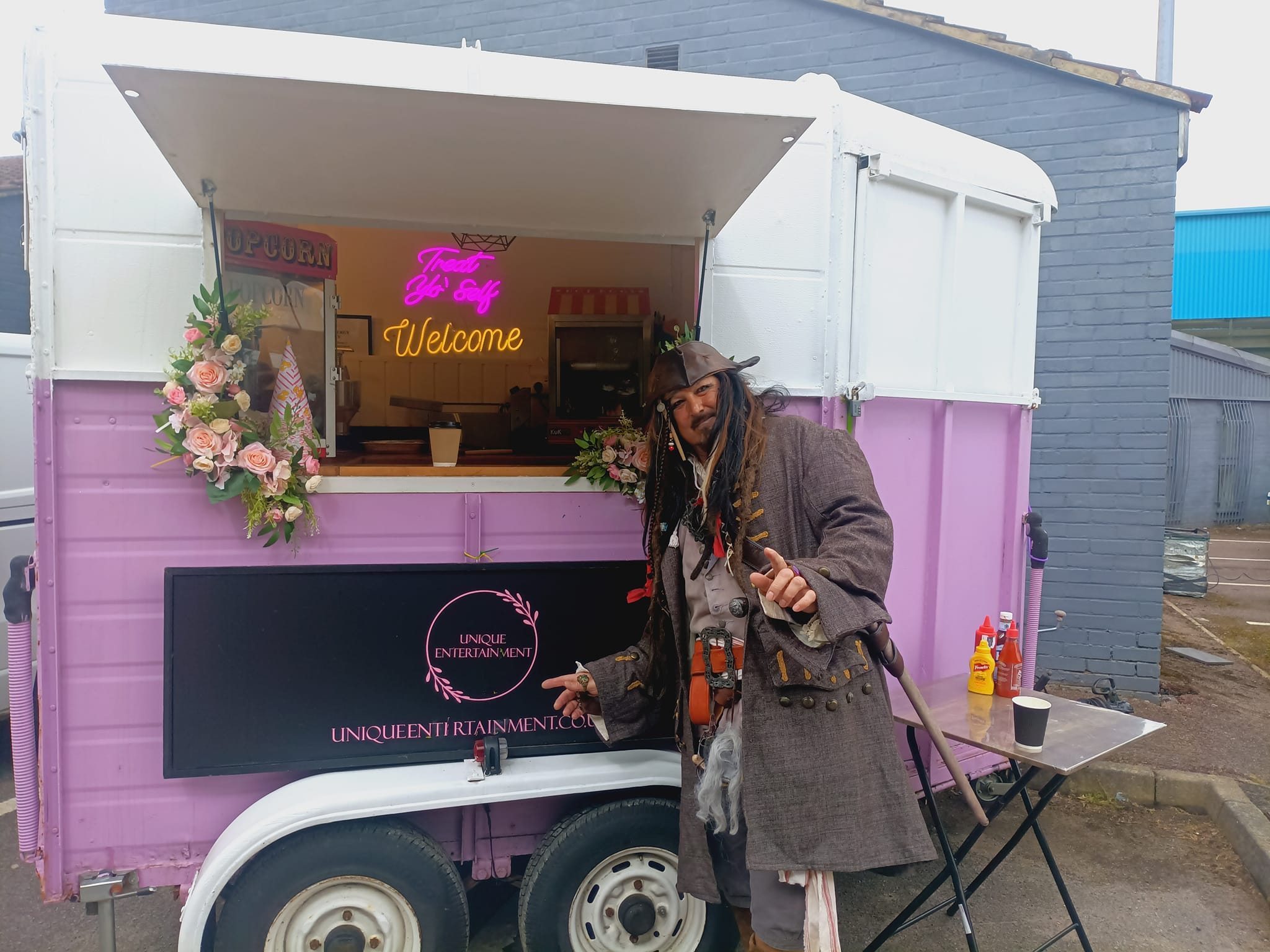 Food Trailers | outside food Stalls | Burger van Hire